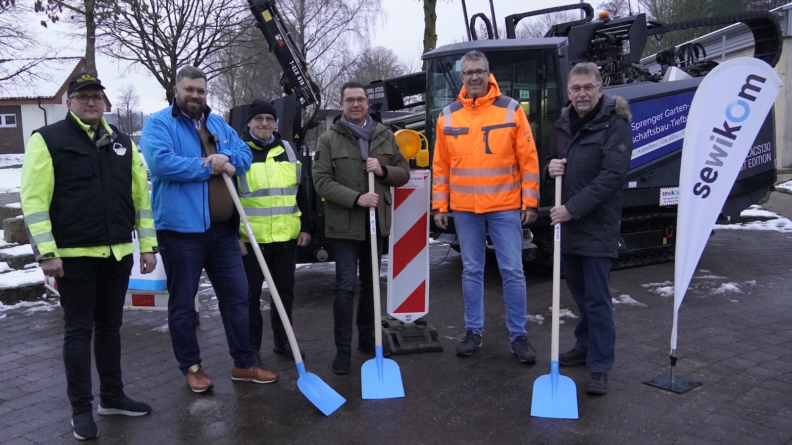 Glasfaserausbau der sewikom in Eichholz und Bergheim - Mit Hyperschall ...